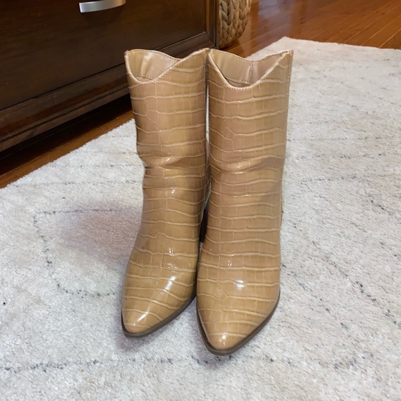 Pink Lily | Shoes | Yasmine Snakeskin Pink Lily Boots | Poshmark